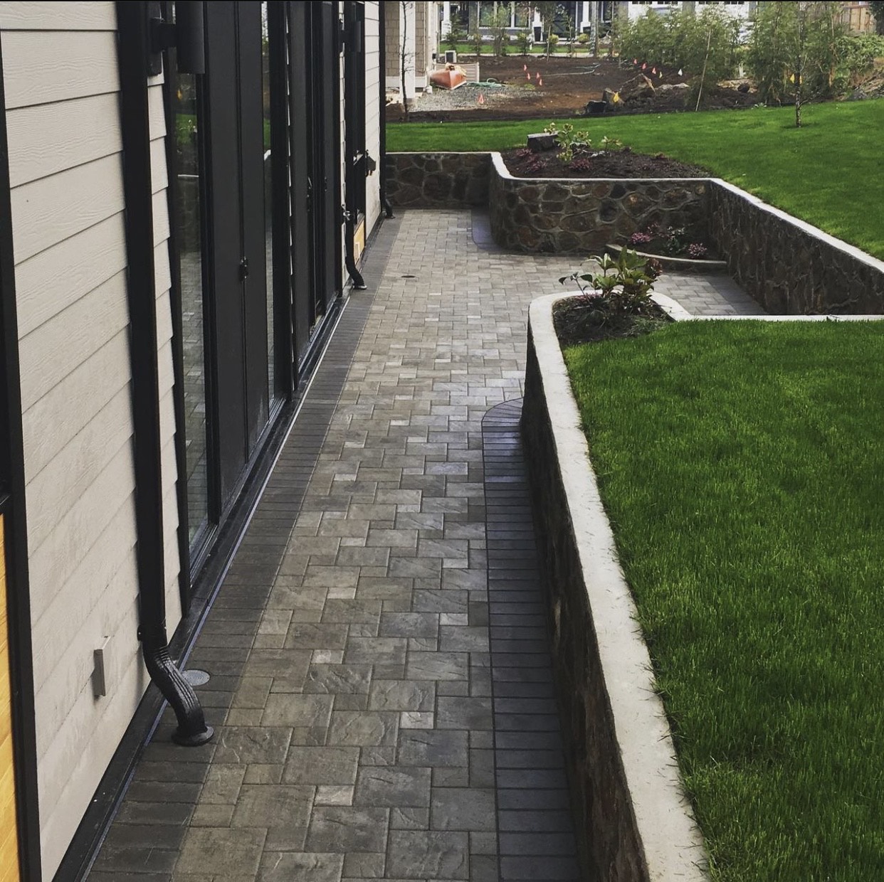 Vancouver Island Hardscaping Services - Valhalla Paving